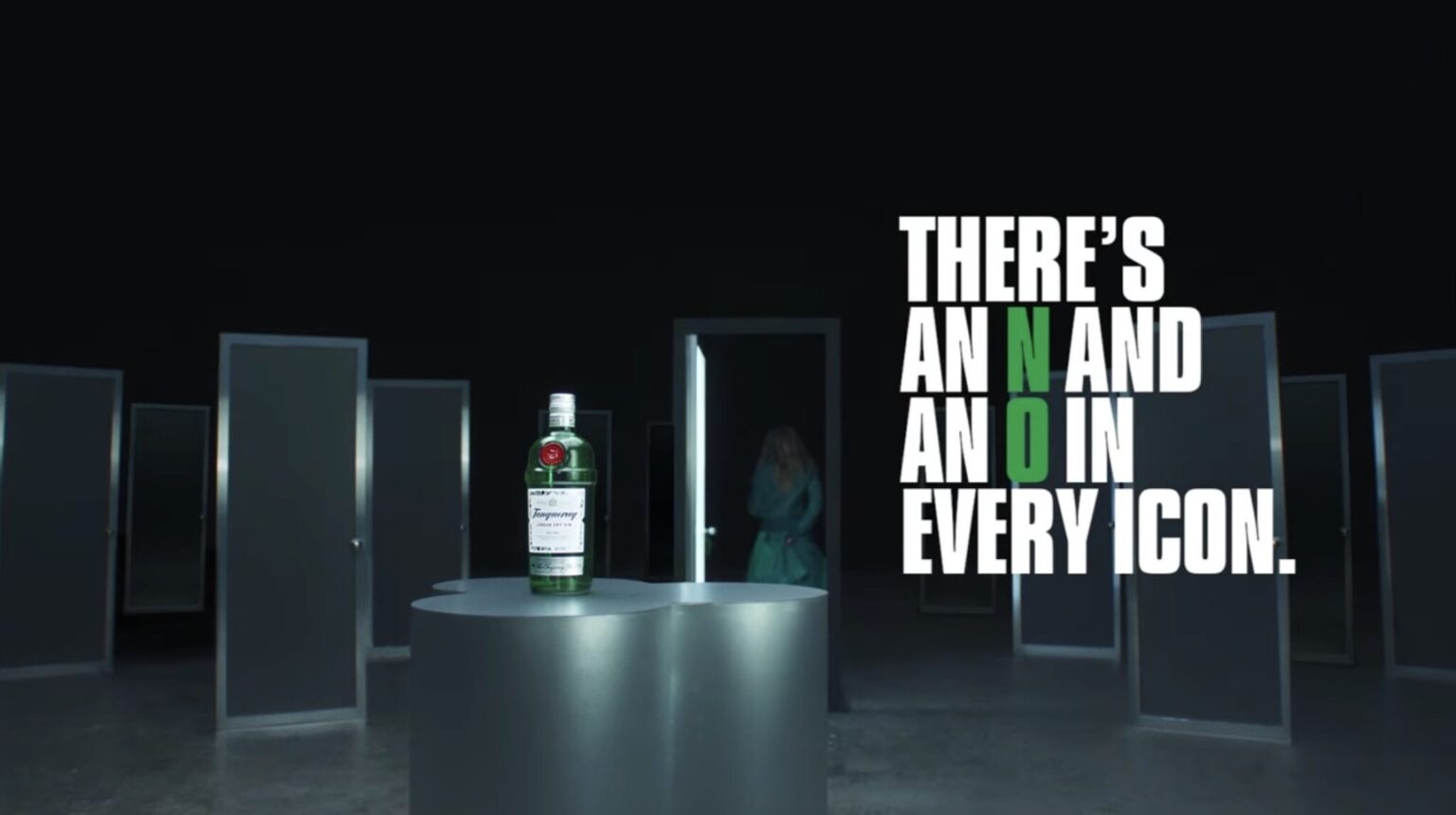 TANQUERAY NAMES SARAH JESSICA PARKER AS GLOBAL AMBASSADOR IN NEW ICON ...